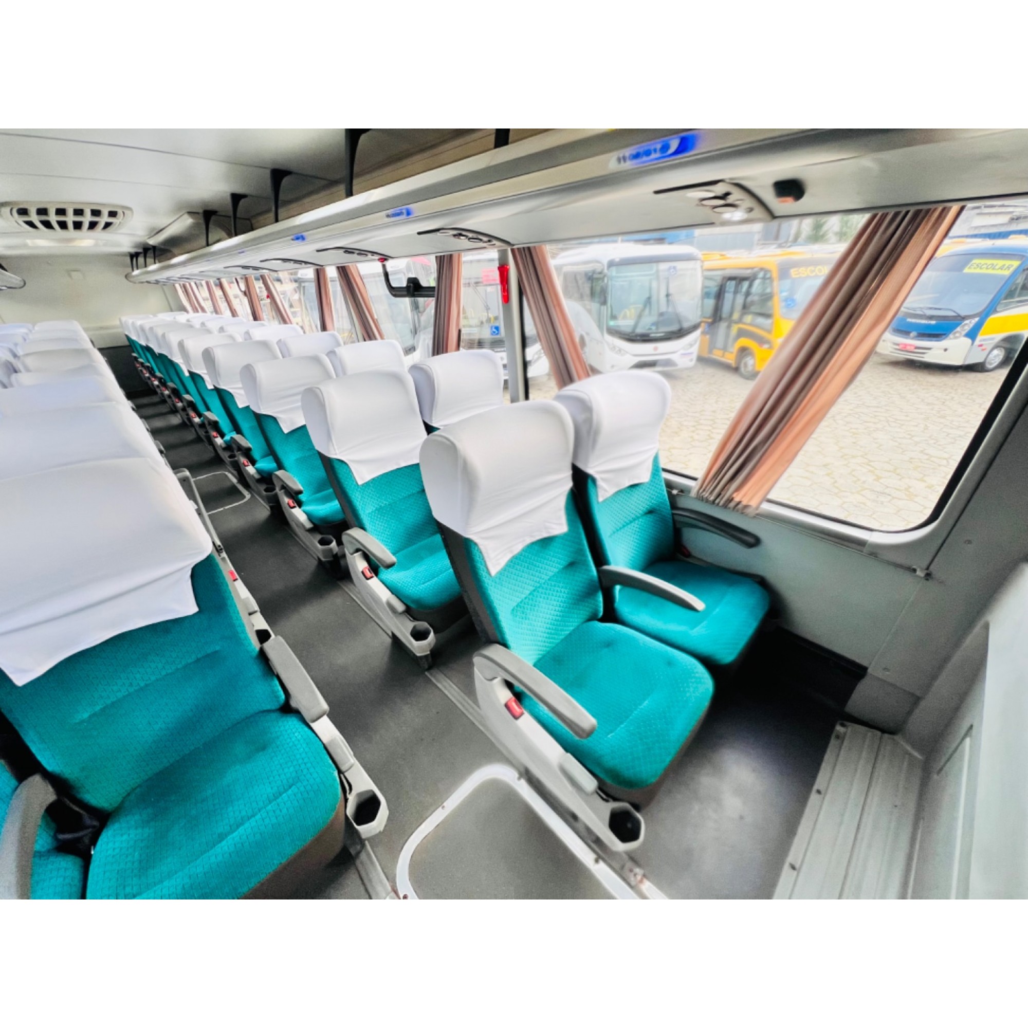 COMIL VERSATILE GOLD ANO 2022/2023 | MOTOR IVECO 170S28 | 44 LUGARES ...